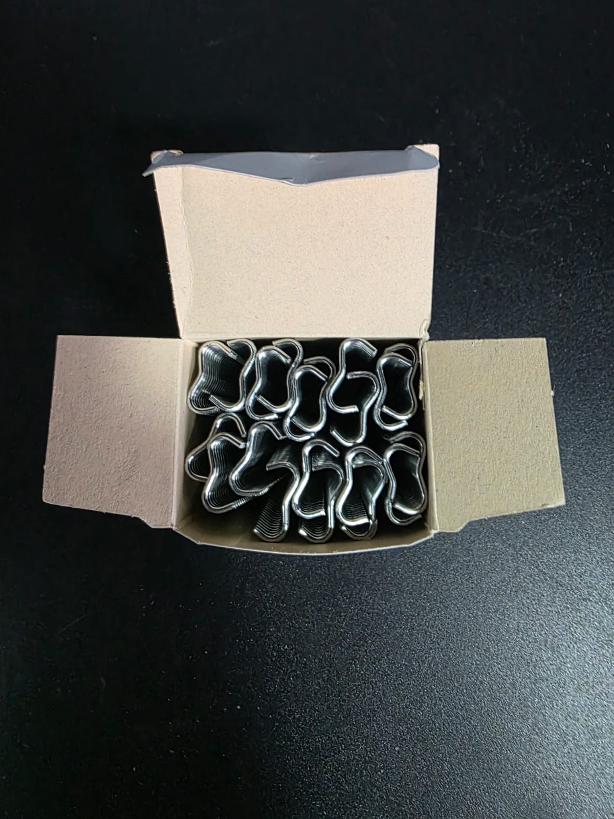 box of clips – Steadfast Rural Fencing